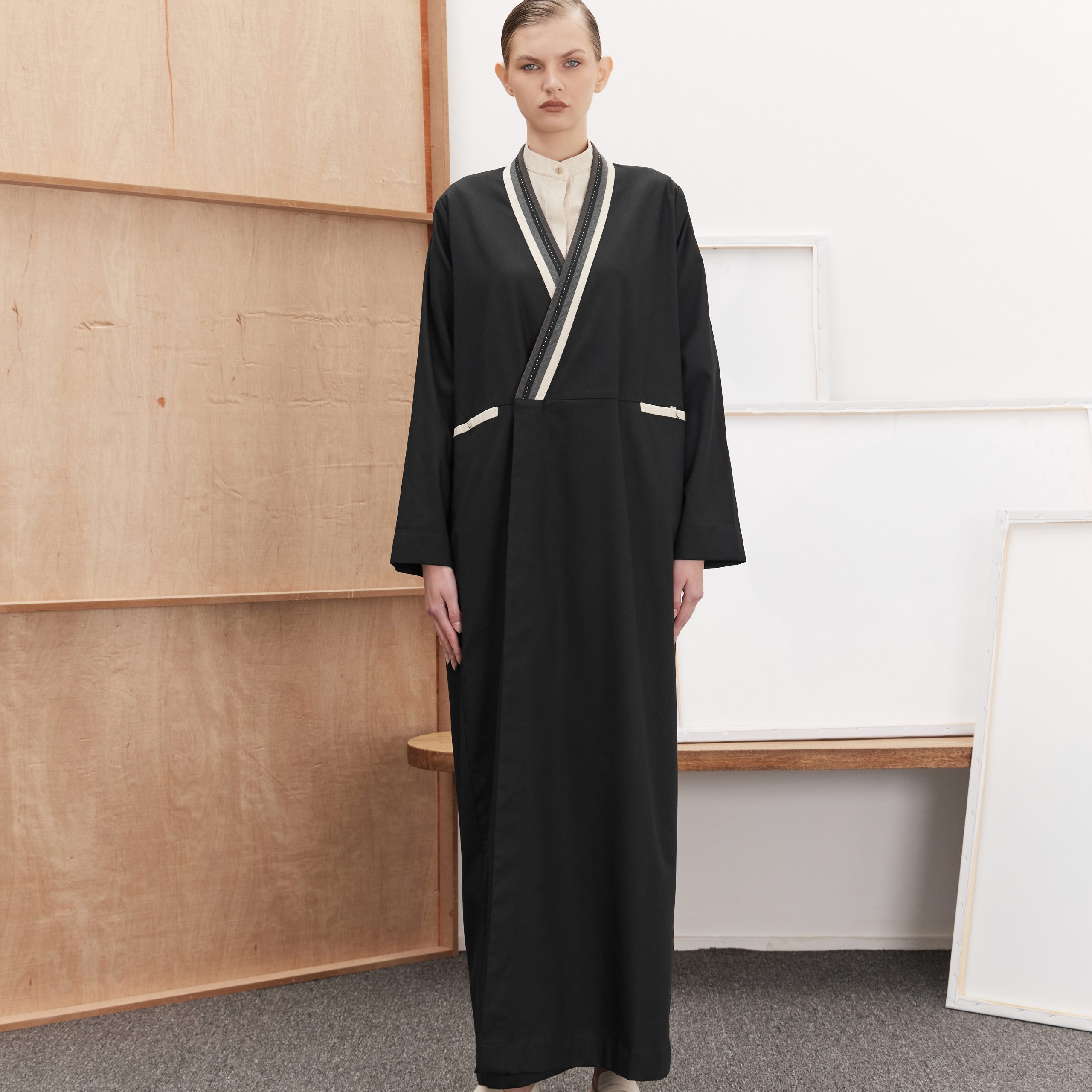 BLACK SUIT - Zah Design